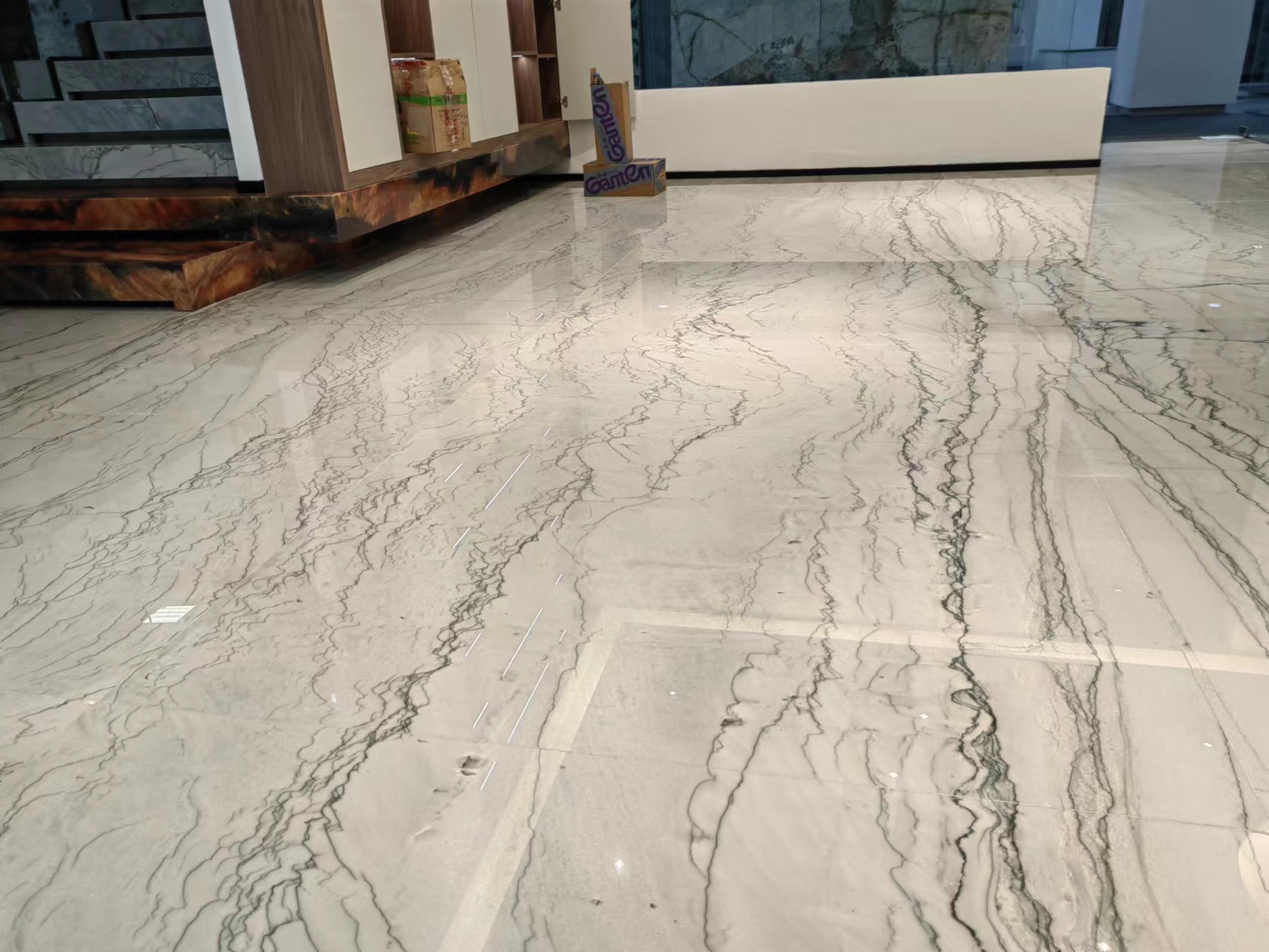Brazil Calacatta White Quartzite Tiles
